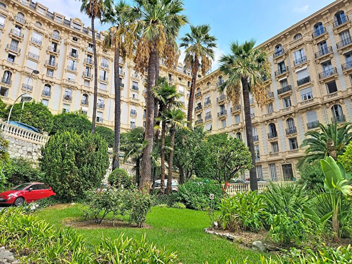 Appartement 3 pièces à Nice, Cimiez, à vendre