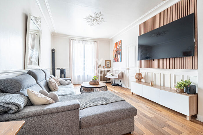 Épinay-sur-Seine, Centre-ville : Maison 8 pièces à vendre