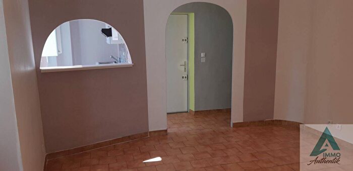 Appartement à louer - Roquevaire - 3 pièces - 2 chambres