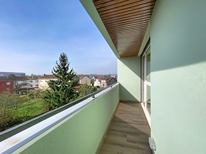 Appartement à vendre - Talange - 4 pièces - 3 chambres