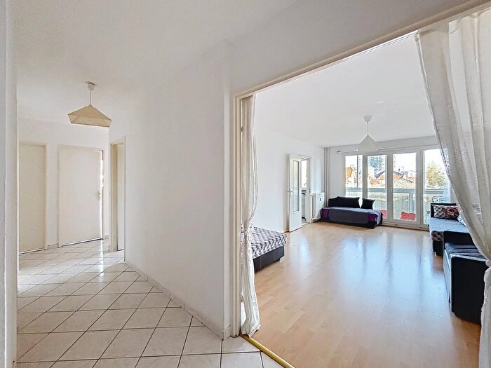 Appartement à vendre - Vigneux-sur-Seine, Croix-Blanche - 4 pièces - 3 chambres