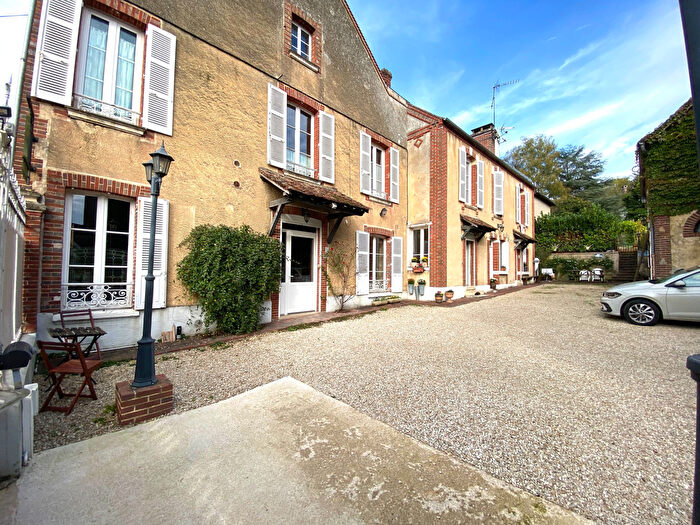 Maison à vendre - Toucy - 7 pièces - 4 chambres