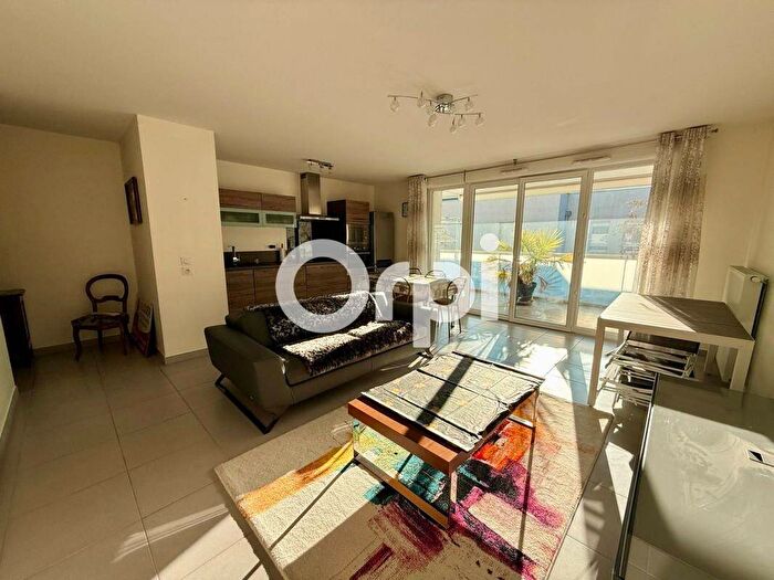 Appartement à louer - Les Mortes-LOratoire-Les Contamines, Domène - 3 pièces - 2 chambres