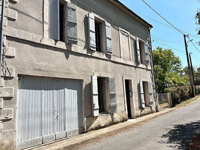 Miramont-de-Guyenne : Maison 5 pièces à vendre