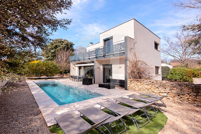 Maison à vendre - Grignan - 7 pièces - 5 chambres