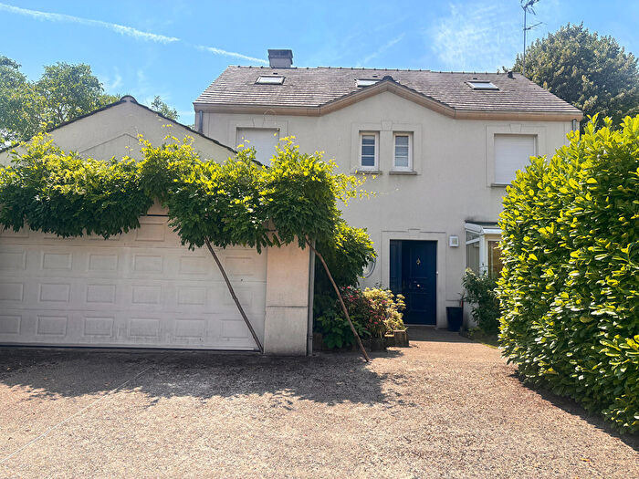 Maison 7 pièces à Ballainvilliers, à vendre