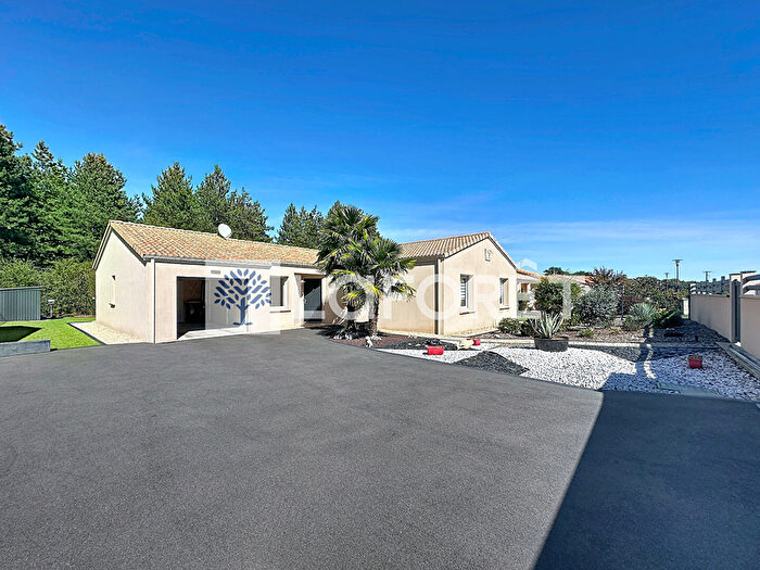 Maison 5 pièces à Bressuire, Chambroutet, Noirlieu, Noirterre, à vendre