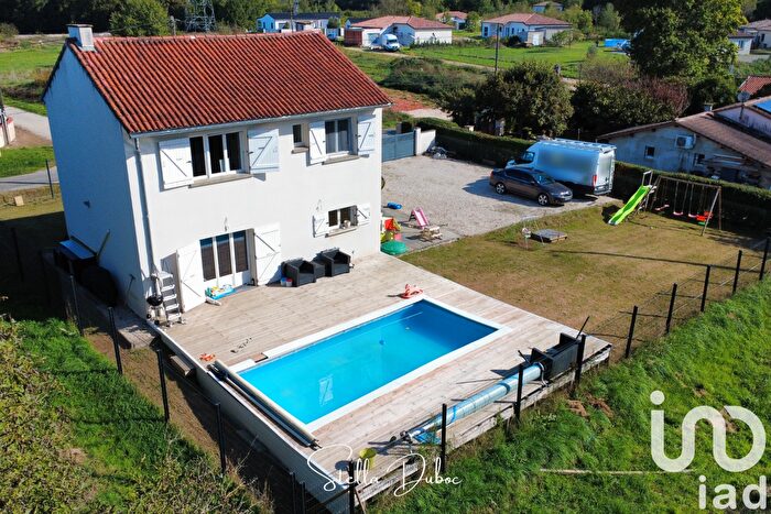 Maison à vendre - Meauzac - 5 pièces - 4 chambres