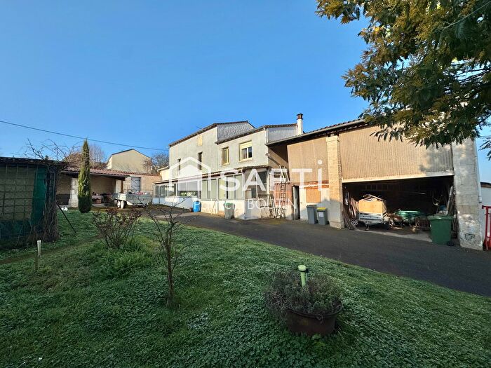 Niort, Centre-ville : Maison 7 pièces à vendre
