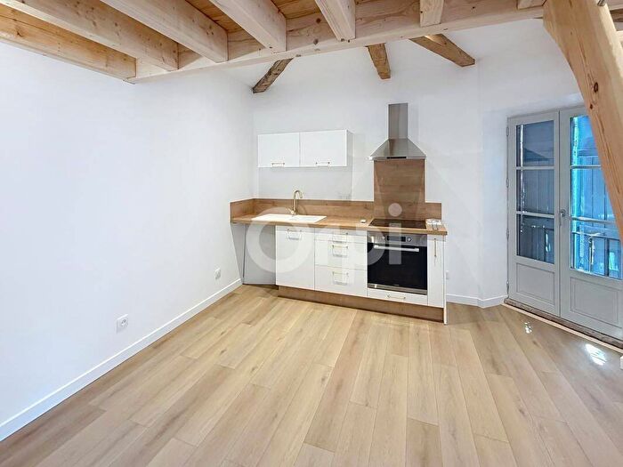 Appartement 1 pièce à Meyssac, à louer