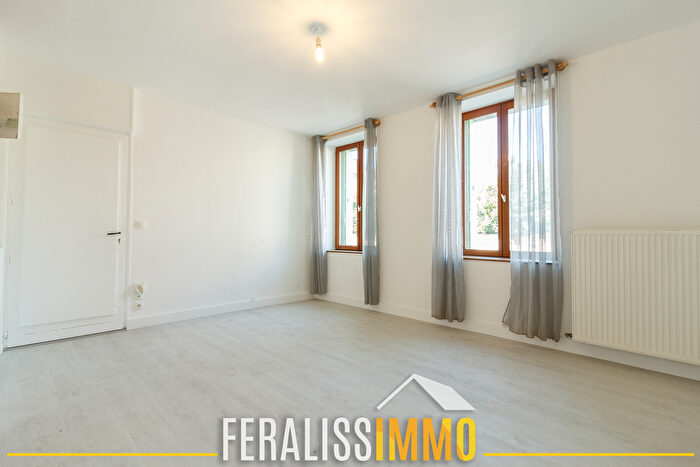 Neuville-sur-Oise : Appartement 2 pièces à louer