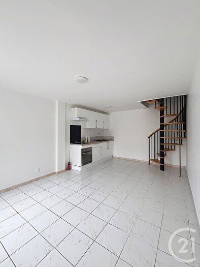 Appartement à louer - Compiègne - 3 pièces - 2 chambres