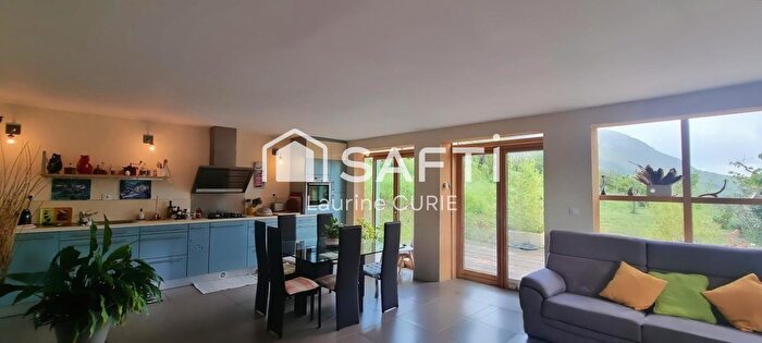 Maison à vendre - La Cresse - 3 pièces - 2 chambres