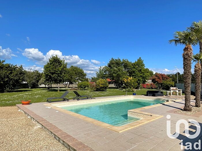 Maison à vendre - La Vallée - 8 pièces - 5 chambres