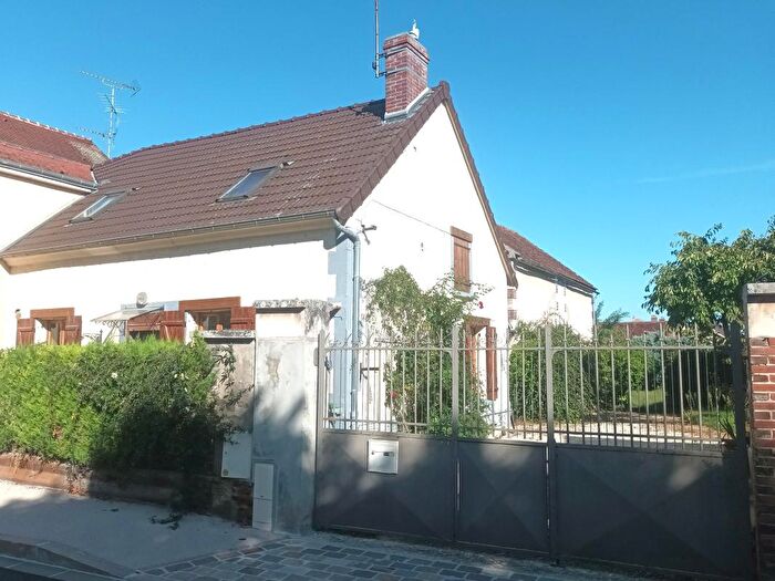 Maison à vendre - Appoigny - 4 pièces - 2 chambres