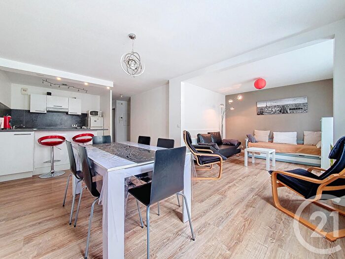 Appartement à louer - Rouen, Vieux Marché, Cathédrale - 3 pièces - 2 chambres