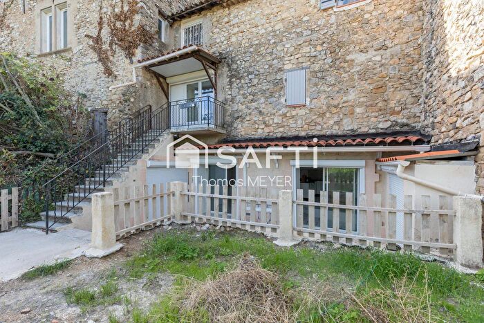 Maison 5 pièces à Beaumont-de-Pertuis, à vendre
