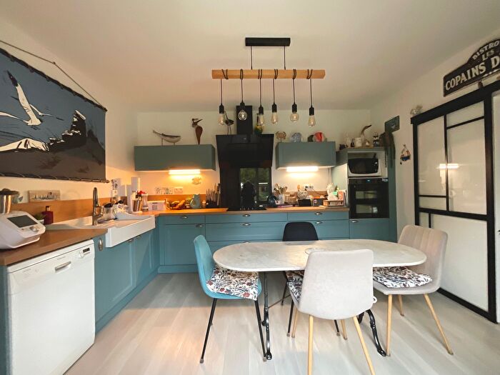 Maison à vendre - Cerisy-Buleux - 8 pièces - 6 chambres