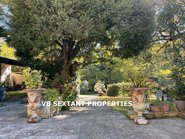 Maison à vendre - Latresne - 7 pièces - 5 chambres