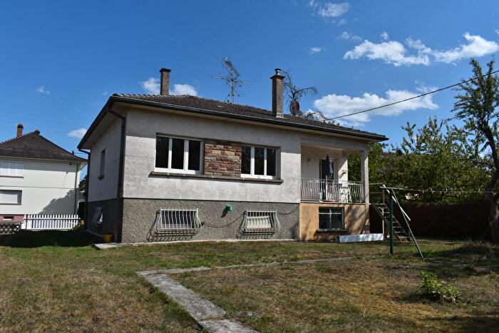 Maisons à vendre et appartements à louer - 3
