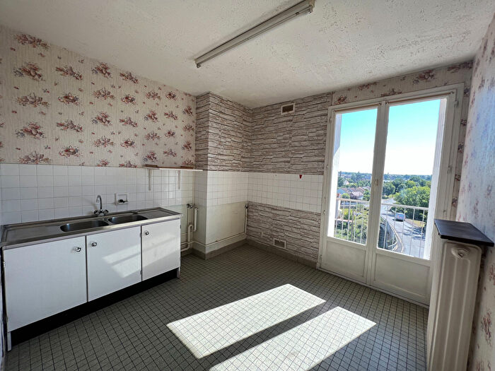 Appartement à louer - Moulins, Nomazy - 3 pièces - 2 chambres