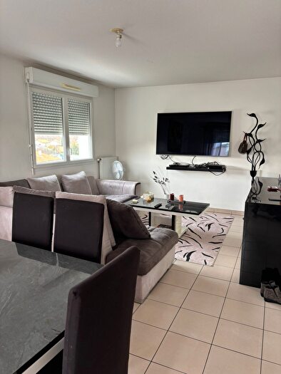 Appartement à vendre - Bron, Le Terraillon - 3 pièces - 2 chambres