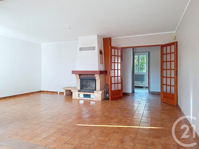 Maison à vendre - Le Châtelet-en-Brie - 4 pièces - 3 chambres