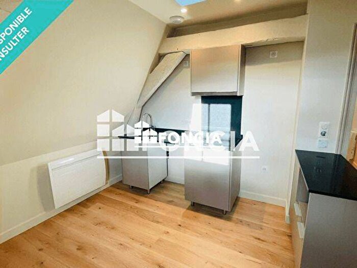 Appartement 3 pièces à louer à Faubourg Saint Catherine-Faubourg de Paris-Le Vignole, Valenciennes