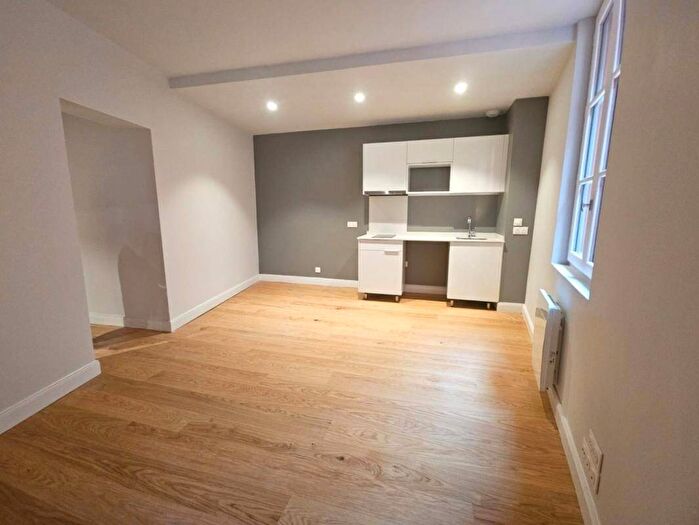 Appartement à louer - Secteur Sauvegarde, Grasse - 1 pièce