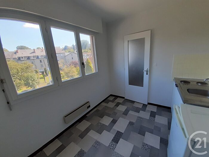 Appartement à louer - Guéret, Centre-ville, La Rodde, Champegaud - 1 pièce