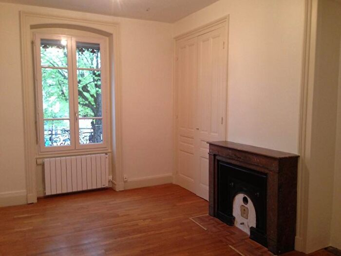 Appartement à louer - Lyon e , Monchat - 1 pièce