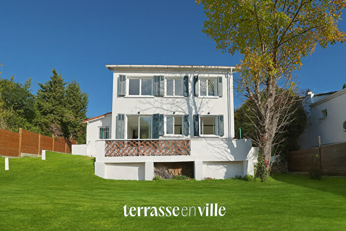 Maison à vendre - Marseille e , Les Trois Lucs - 4 pièces - 3 chambres