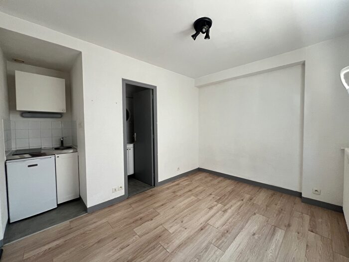 Quartiers Centre, Centre-ville : Appartement 1 pièce à louer
