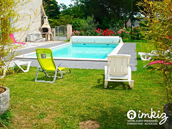 Maison à vendre - Saint-Antoine-de-Breuilh - 10 pièces - 6 chambres