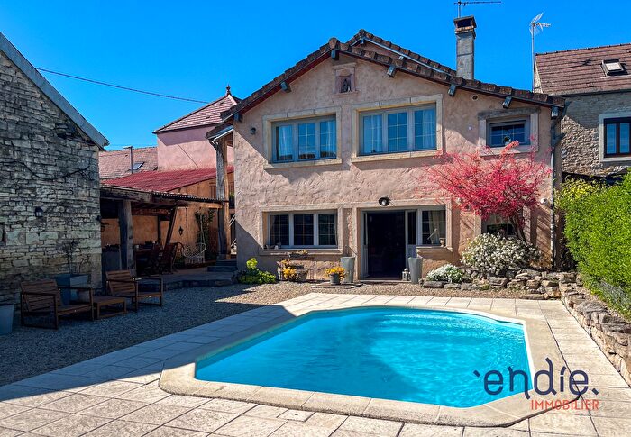 Ladoix-Serrigny : Maison 8 pièces à vendre