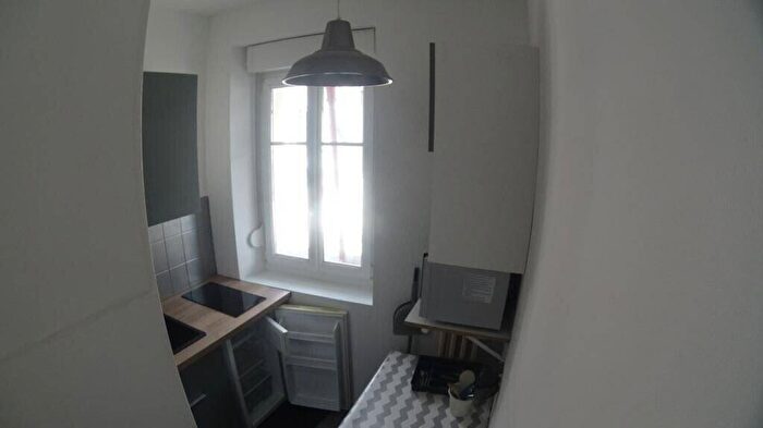Barbâtre-Saint Remy-Verrerie, Reims : Appartement 1 pièce à louer