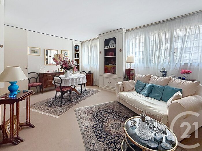 Appartement 4 pièces à vendre à Paris 20ème, Plaine, Lagny