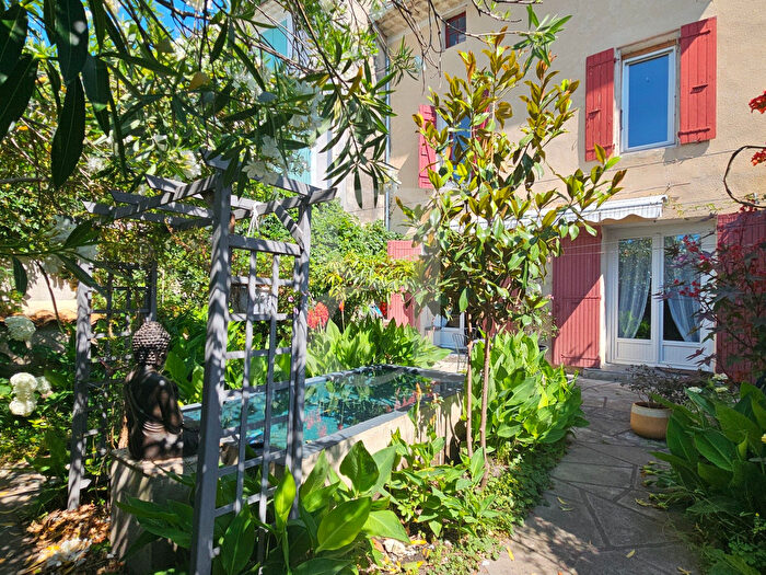 Maison à vendre - Sainte-Cécile-les-Vignes - 5 pièces - 4 chambres