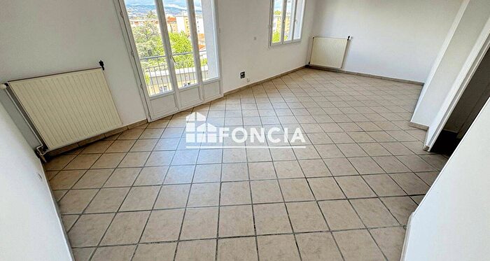 Centre Ville, Valence : Appartement 4 pièces à louer
