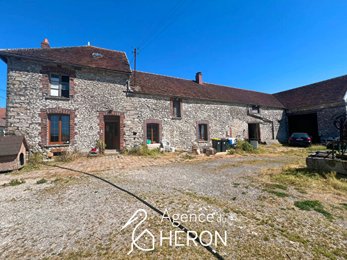 Maison à vendre - Saint-Hilliers - 7 pièces - 1 chambre