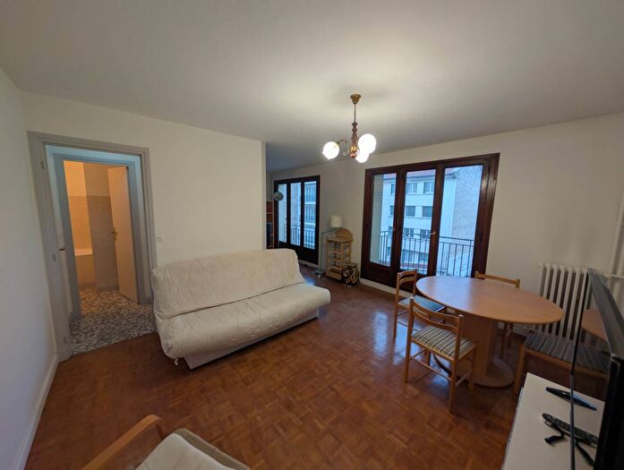 Appartement à louer - Bourg-la-Reine - 2 pièces - 1 chambre