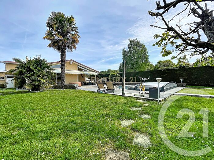 Maison 6 pièces à Saint-Alban-de-Roche, à vendre