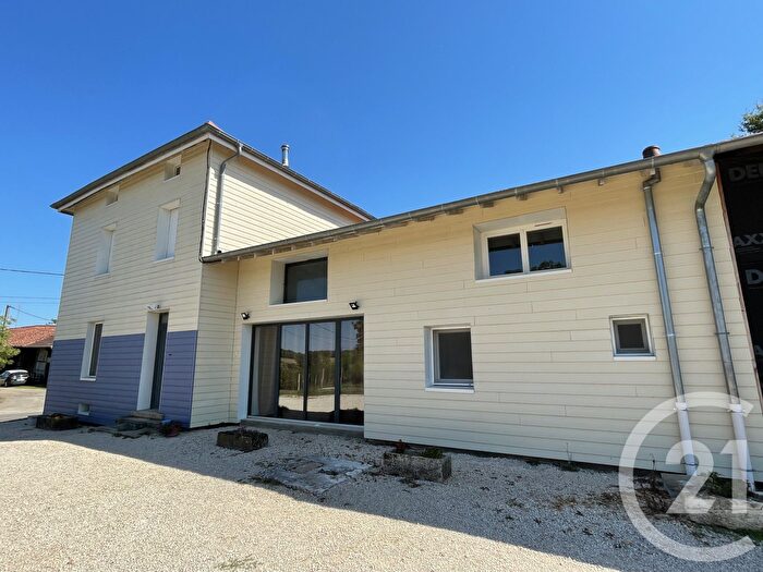 Maison à vendre - Curciat-Dongalon - 8 pièces - 3 chambres