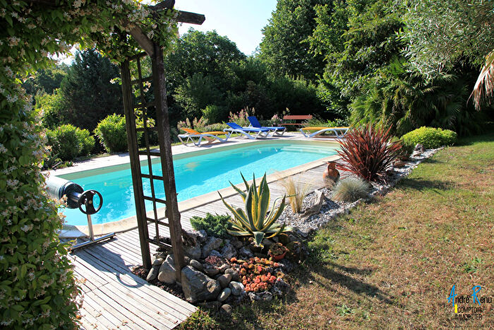 Maison à vendre - Barzan - 5 pièces - 3 chambres