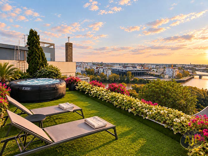 Appartement 7 pièces à Nantes, Cité des Congrès, Champs de Mars, à vendre