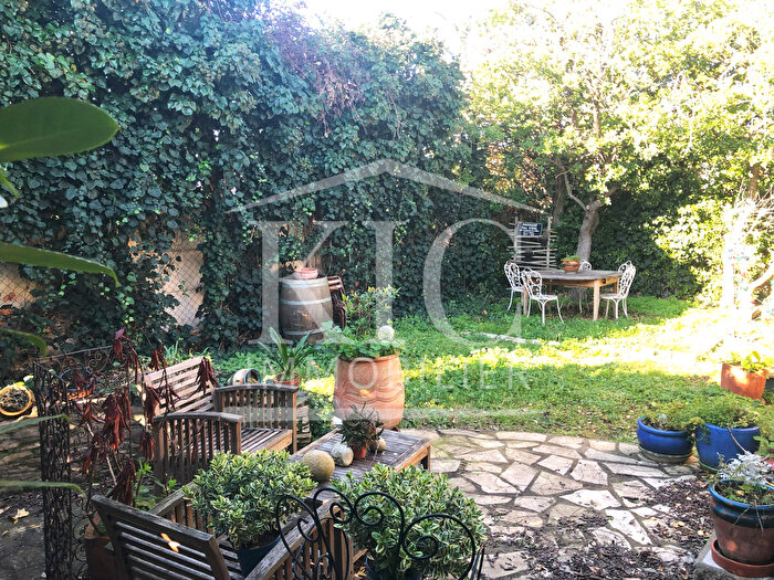 Maison à vendre - Carcassonne - 4 pièces - 2 chambres