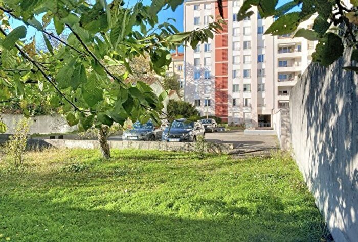 Appartement à vendre - Villeurbanne, Ferrandière, Maisons Neuves - 5 pièces - 3 chambres