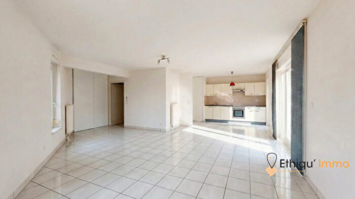 Appartement à vendre - Strasbourg, Neuhof - 2 pièces - 1 chambre