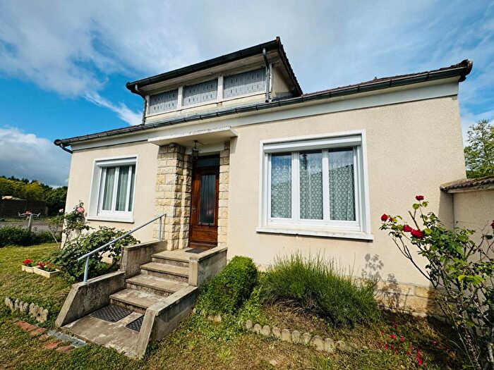 Maison à vendre - Cosne-Cours-sur-Loire - 6 pièces - 4 chambres