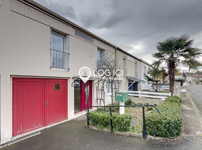 Maison à vendre - Mourenx - 5 pièces - 3 chambres